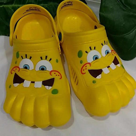 SpongeBob Squarepants | Shoes | Spongebob Form Crocs Sz Kids 23 | Poshmark